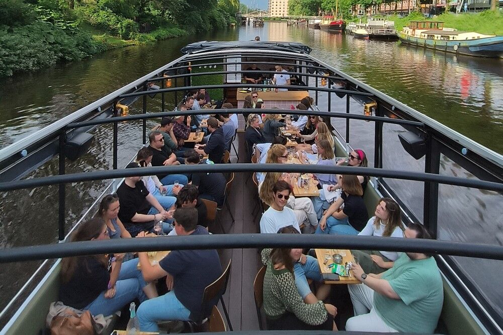Rondvaart Groningen borrelen op het water | Terrasje Speciaal